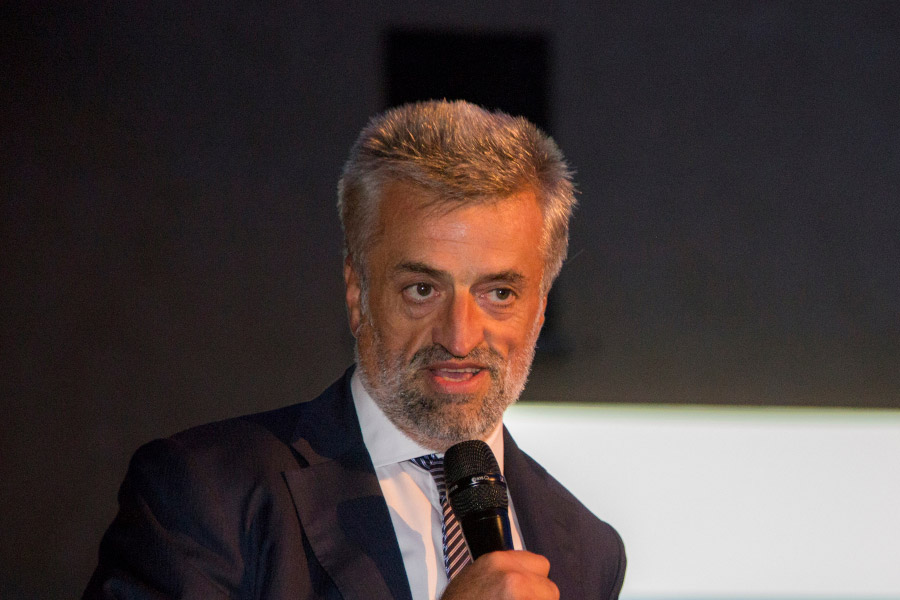 IL SALUTO DI COMMIATO DEL DOTT. ALESSANDRO PIROTTA | Sayerlack IL SALUTO DI COMMIATO DEL DOTT. ALESSANDRO PIROTTA | Sayerlack